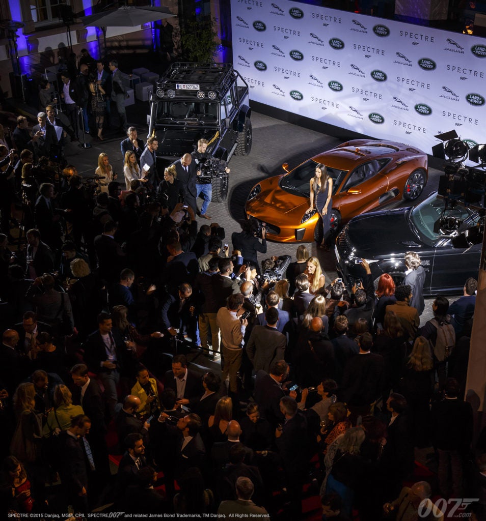 004 | James Bond 007