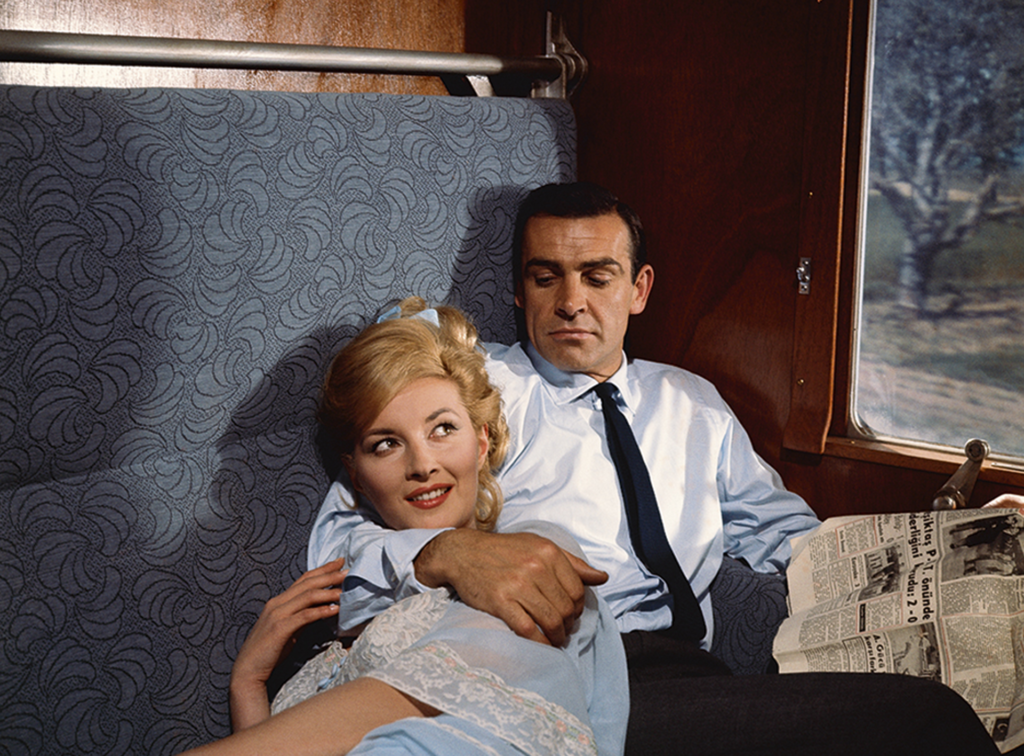 007_FOCUS OF THE WEEK FROM RUSSIAN WITH LOVE_LANDSCAPE | James Bond 007