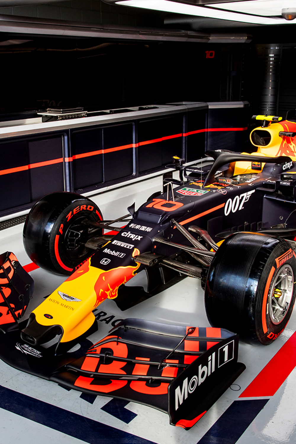 007_AM 007 Red Bull_PORTRAIT | James Bond 007