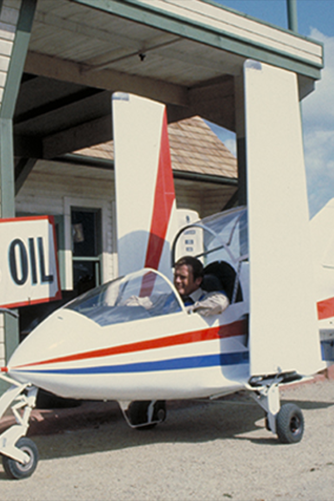 007_Acrostar Jet_PORTRAIT | James Bond 007