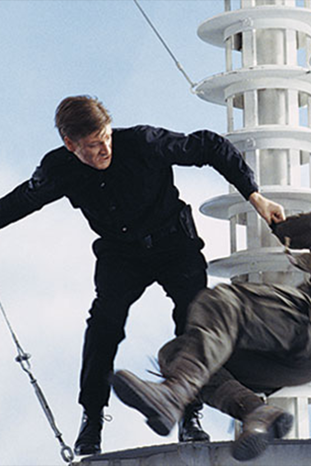 007_GOLDENEYE END FIGHT_PORTRAIT | James Bond 007