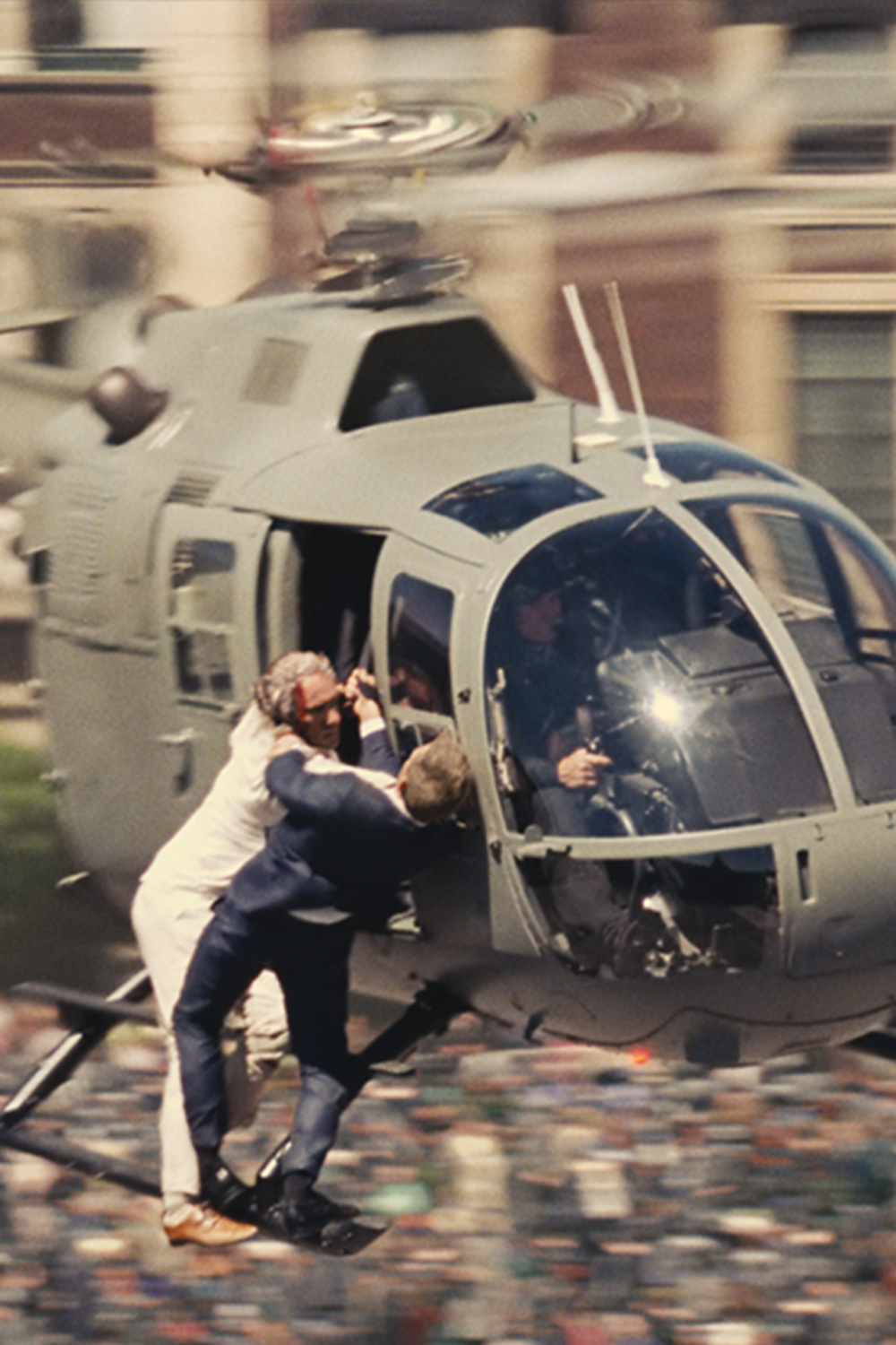 007_Spectre Helicopter Nattle_PORTRAIT | James Bond 007