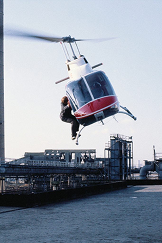 007_WEBSITE_Blofeld Drop_PORTRAIT | James Bond 007