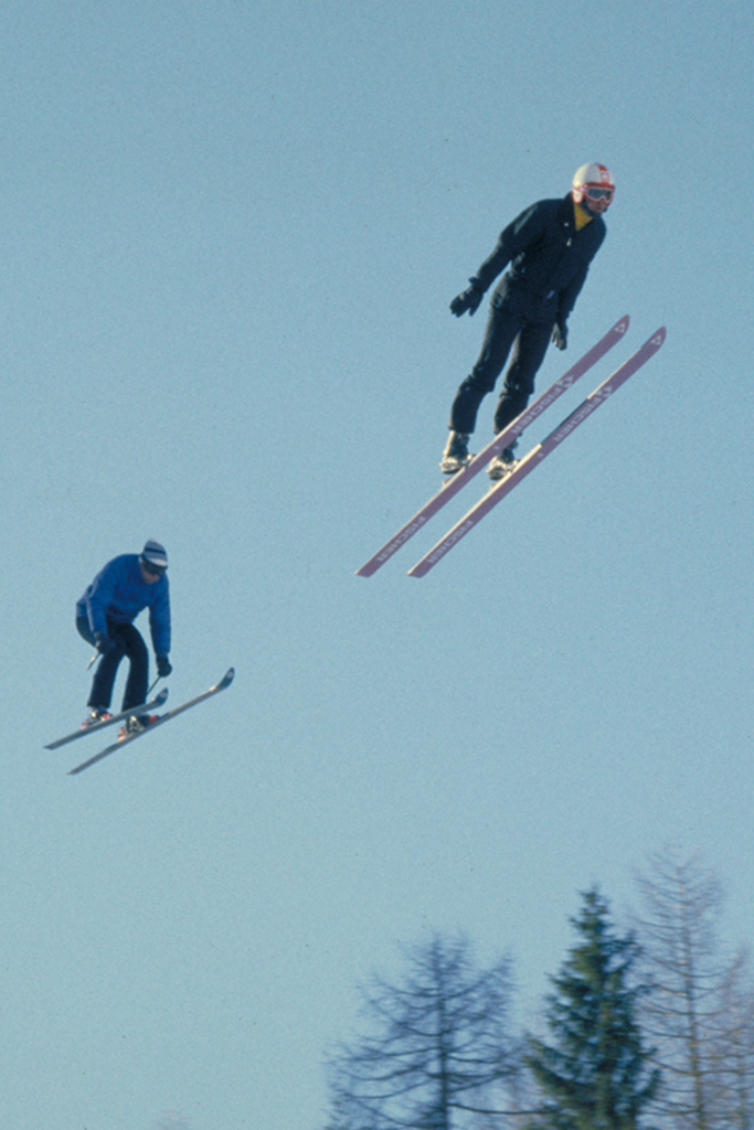 007_FYEO SkiJump_PORTRAIT | James Bond 007
