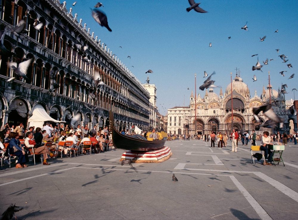 moon2 | James Bond 007