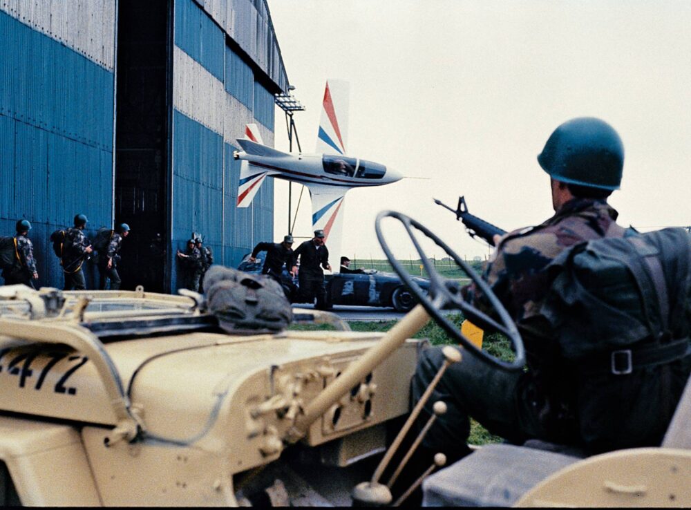 Acrostar_Jet_LS_1 | James Bond 007