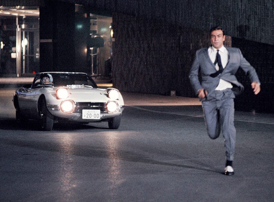 LS_Toyota_2000_2 | James Bond 007