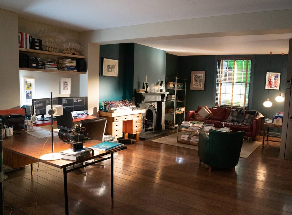 Q’s London Home | James Bond 007