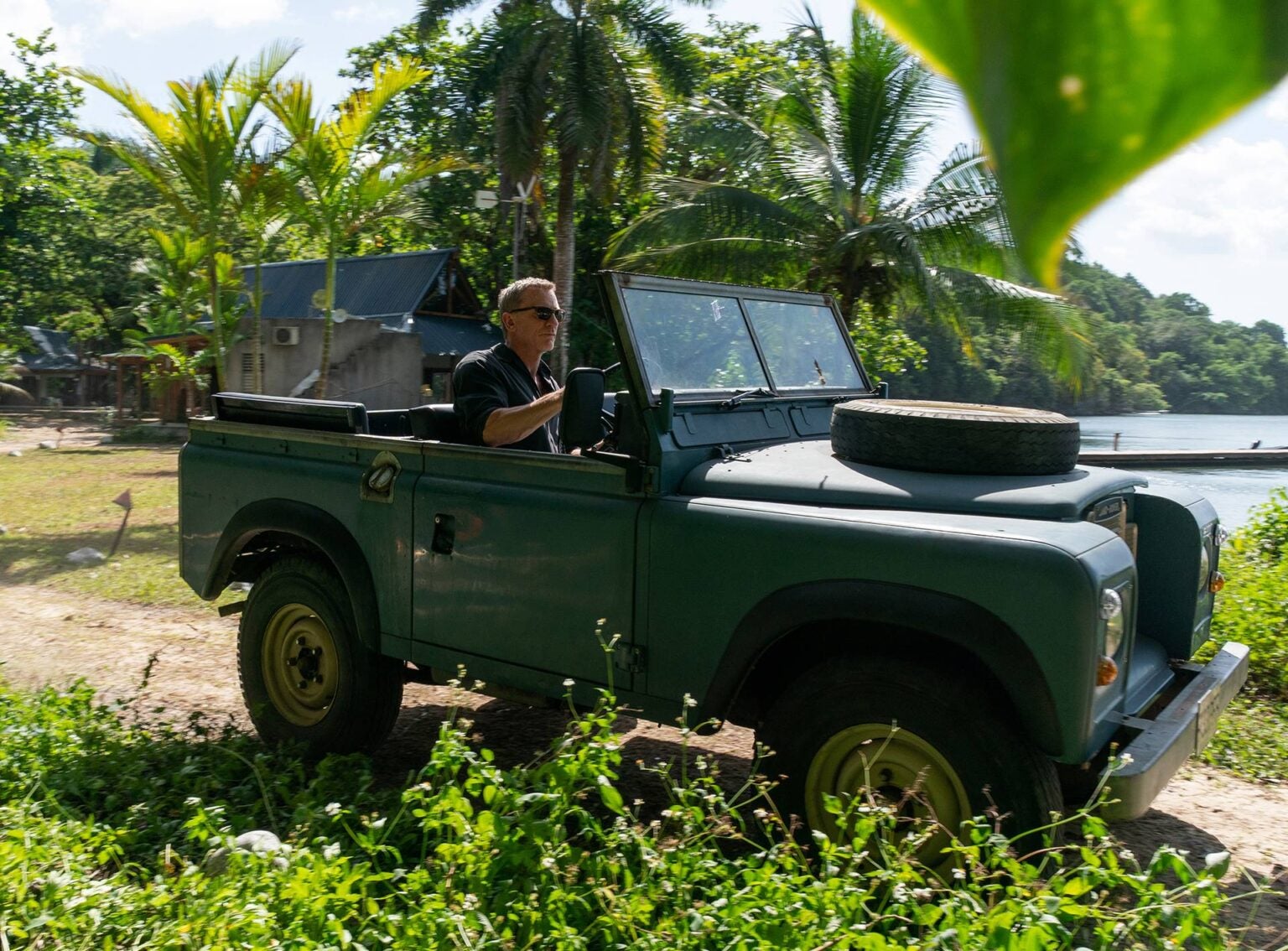 The Vehicles | James Bond 007