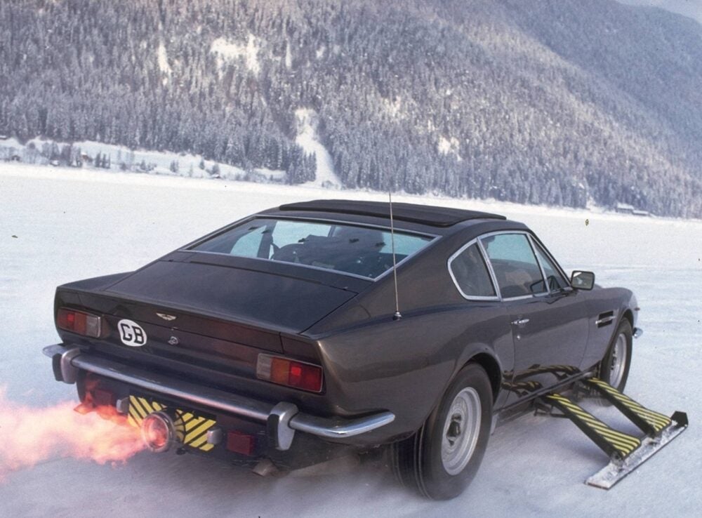 007’s Car Gadgets | James Bond 007