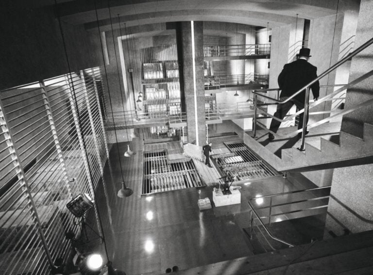 The Goldfinger Gallery | James Bond 007